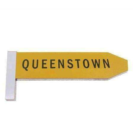 Ian Blackwell Magnet- Queenstown Sign – Mooch